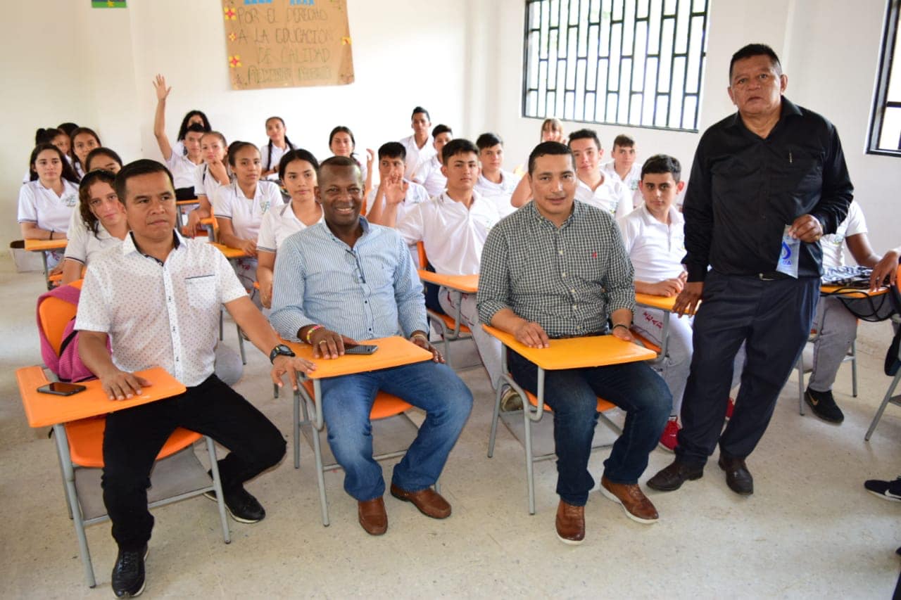 Escuchamos las necesidades y anhelos de los estudiantes y docentes en ...